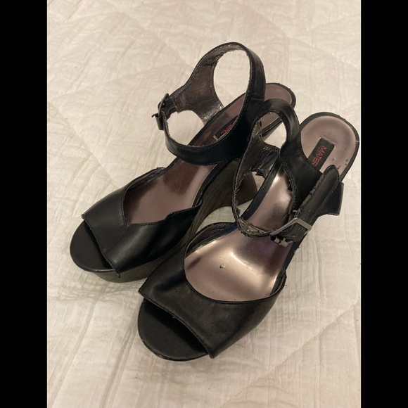 Material Girl | Shoes | Material Girl Wedge Platform Sandals 9 | Poshmark